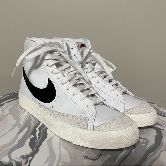 Nike | Shoes | Nike Blazer Mid 77 | Poshmark